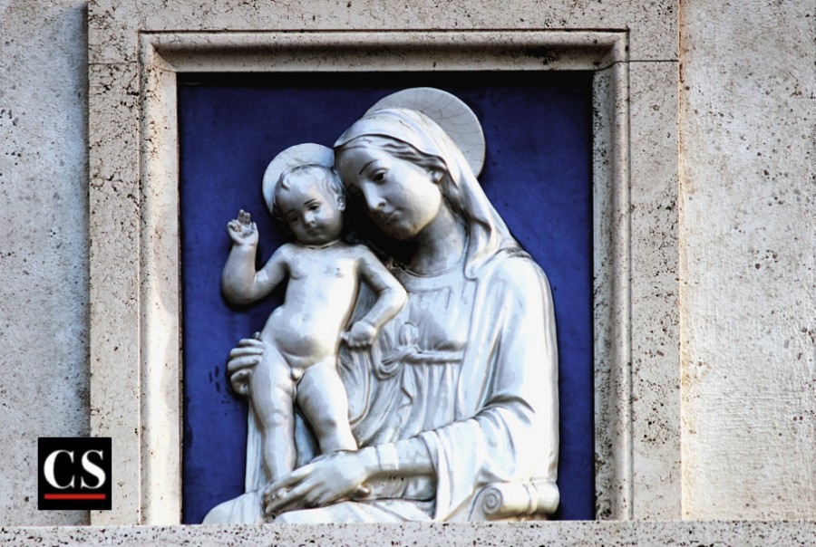 Giving It All Through Mary – Being “All In” With Jesus – Catholic Stand